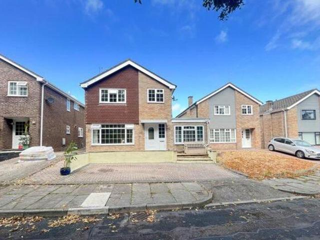 5 Bedroom Detached House For Sale In Llantwit Major