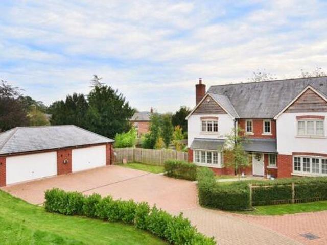 5 Bedroom Detached House For Sale In Lugwardine, Hereford