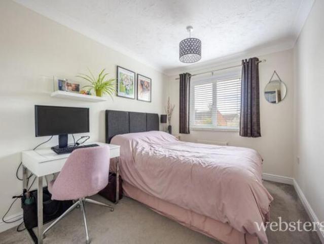 5 bedroom detached house for sale in Luscombe Way, Rackheath, NR13