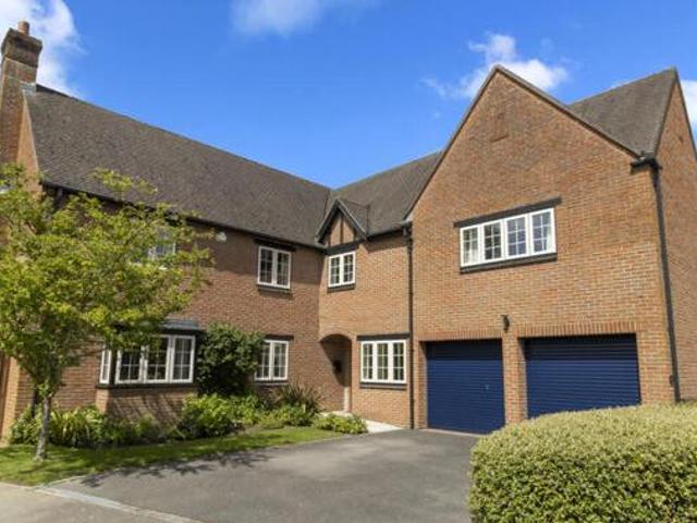 5 Bedroom Detached House For Sale In Matchams, Ringwood