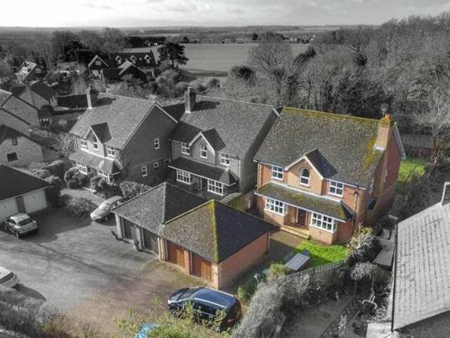 5 Bedroom Detached House For Sale In Maulden, Bedfordshire