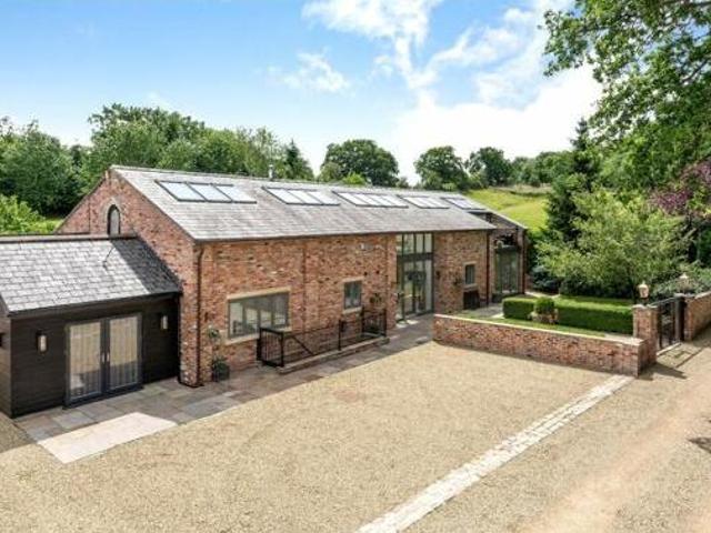 5 Bedroom Detached House For Sale In Macclesfield, Cheshire