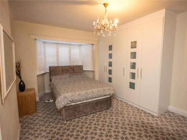 5 bedroom detached house for sale in Mackenzie Road, Sparkhill, Birmingham, B11