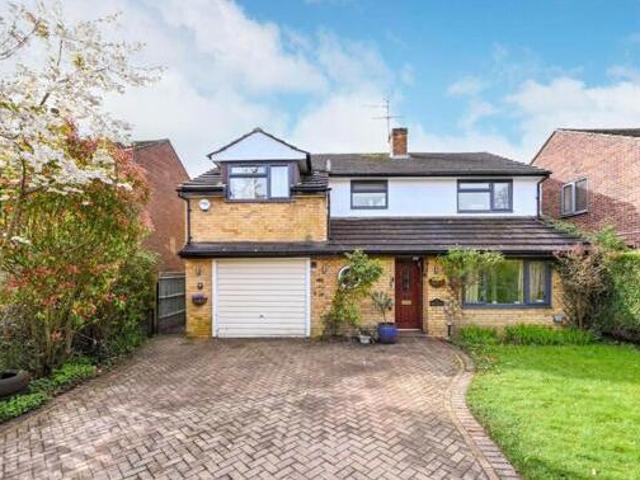 5 Bedroom Detached House For Sale In Maidenhead