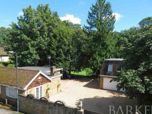5 Bedroom Detached House For Sale In Maidenhead