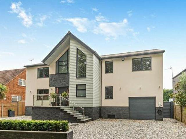 5 Bedroom Detached House For Sale In Maidenhead, Berkshire