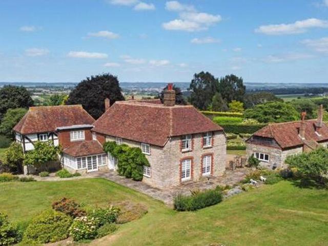 5 Bedroom Detached House For Sale In Maidstone, Kent