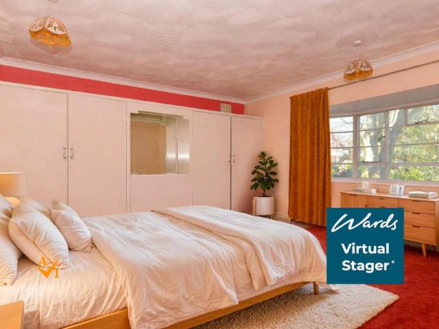 5 bedroom detached house for sale in Maidstone Road, Chatham, Kent, ME4