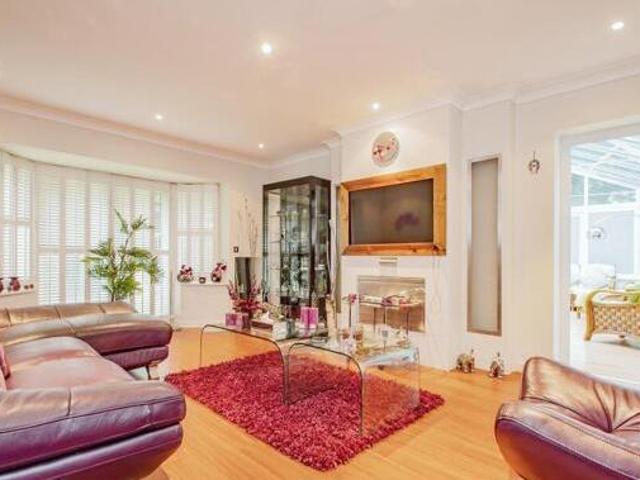 5 Bedroom Detached House For Sale In Manchester