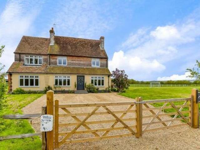 5 Bedroom Detached House For Sale In Marden