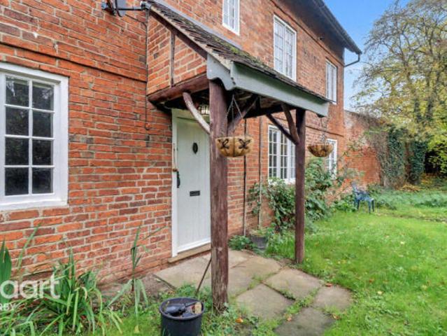 5 bedroom detached house for sale in Markeaton Lane, Derby, DE22