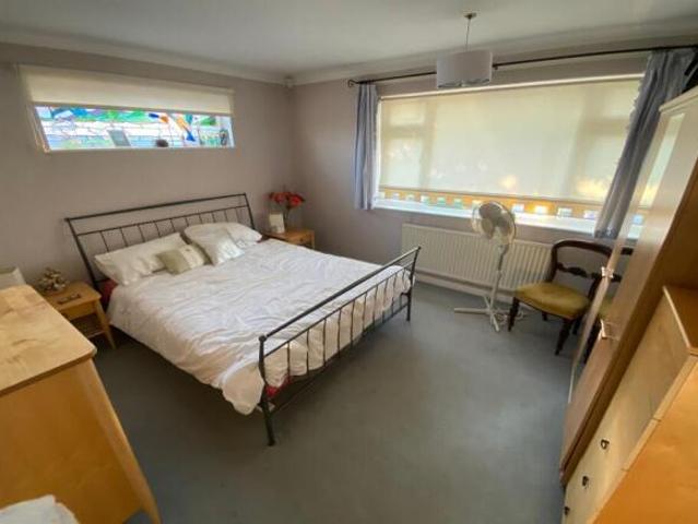 5 bedroom detached house for sale in Marlborough Road, Southend on Sea, SS1
