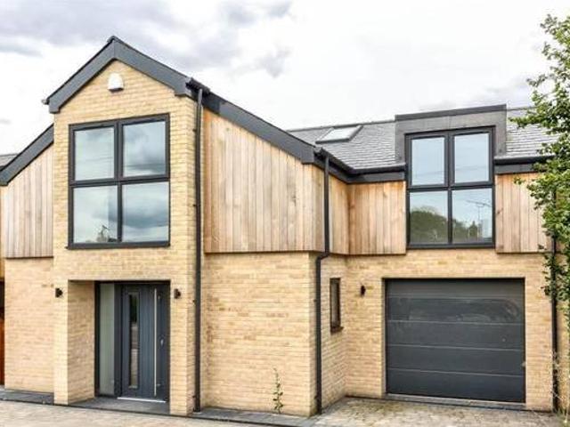5 bedroom detached house for sale in Martins Lane Little Downham CB6