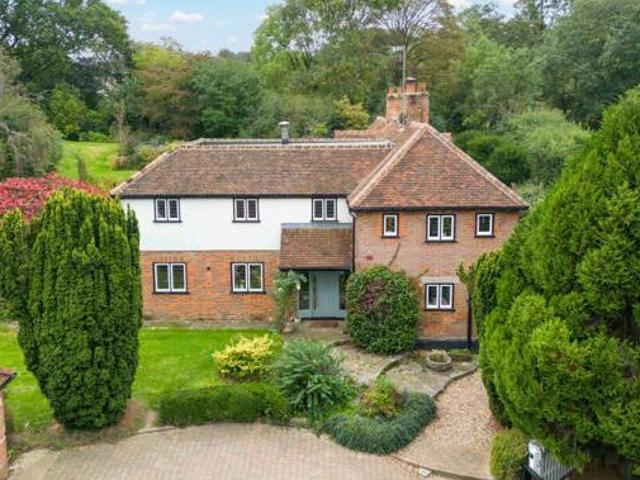 5 Bedroom Detached House For Sale In Medcalf Hill
