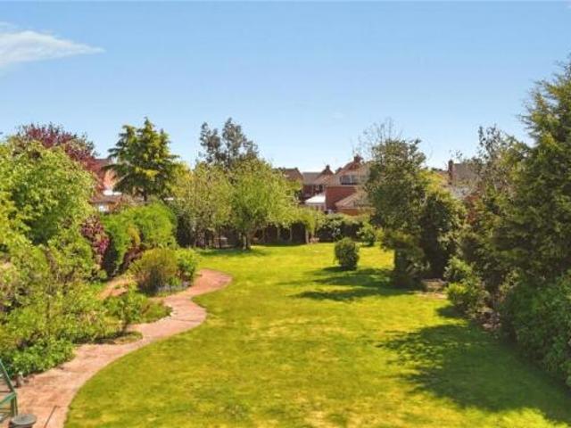 5 bedroom detached house for sale in Melton Road, Syston, Leicester, Leicestershire, LE7