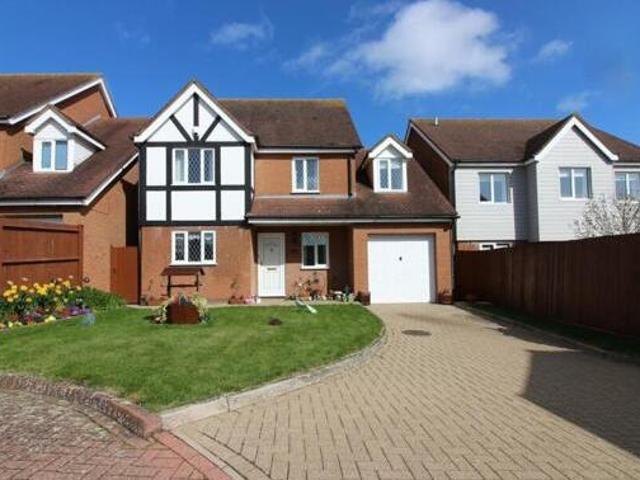 5 Bedroom Detached House For Sale In Meppershall, Shefford