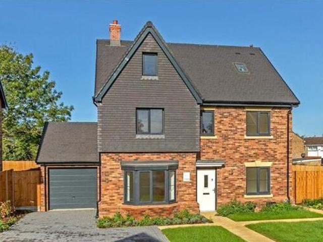 5 Bedroom Detached House For Sale In Meppershall, Shefford