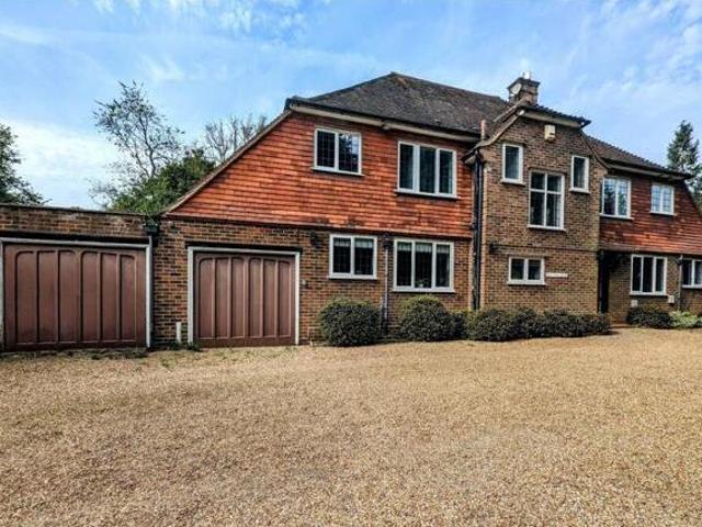 5 Bedroom Detached House For Sale In Merstham