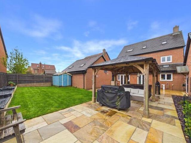5 bedroom detached house for sale in Mimosa Avenue, Highnam, Gloucester, Gloucestershire, GL2