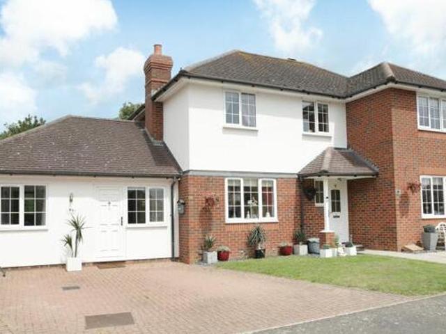 5 Bedroom Detached House For Sale In Minster