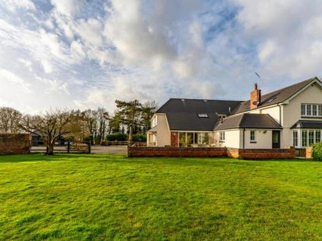 5 Bedroom Detached House For Sale In Nottingham
