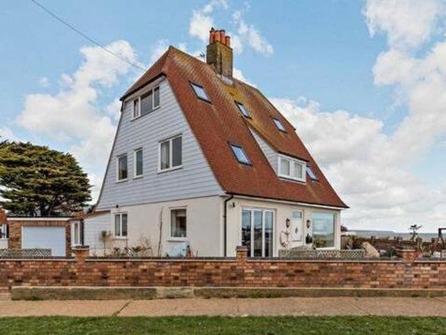 5 bedroom detached house for sale in Norman Road Pevensey Bay Pevensey East Sussex BN24