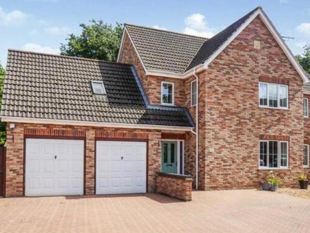 5 Bedroom Detached House For Sale In North Hykeham, Lincoln