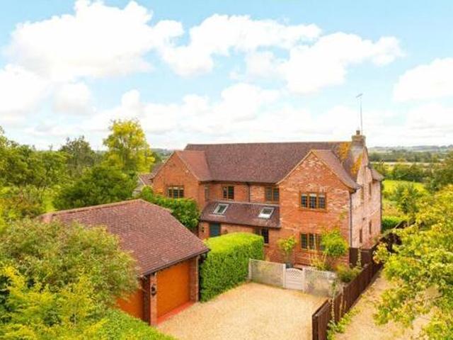 5 Bedroom Detached House For Sale In North Marston, Buckinghamshire