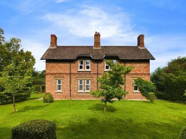 5 Bedroom Detached House For Sale In North Willingham