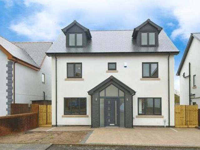 5 Bedroom Detached House For Sale In Nantybwch