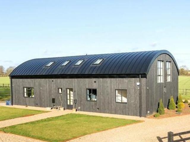 5 Bedroom Detached House For Sale In Naseby, Northamptonshire