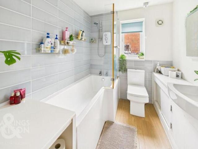 5 bedroom detached house for sale in Naseby Way, Dussindale, Norwich, NR7