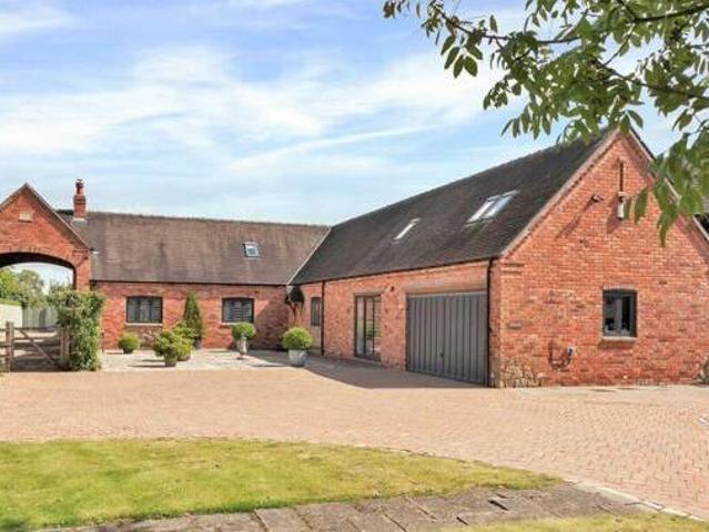 5 Bedroom Detached House For Sale In Nether Broughton