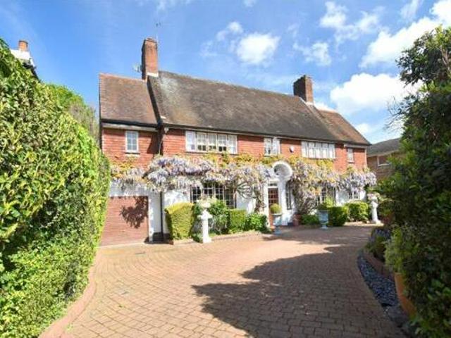 5 Bedroom Detached House For Sale In New Malden