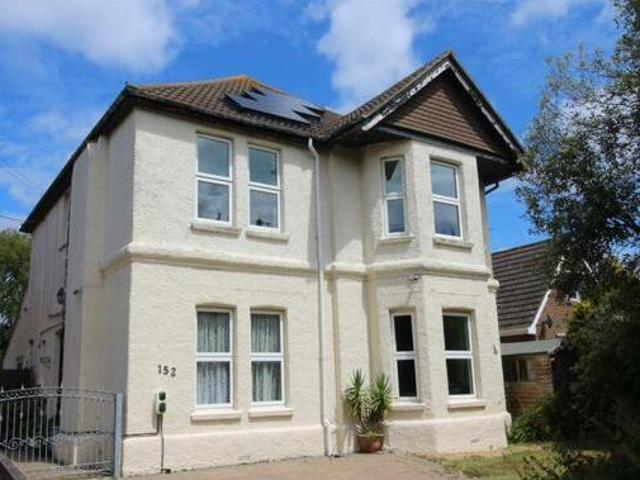 5 Bedroom Detached House For Sale In New Milton, Hampshire