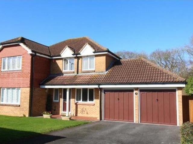 5 Bedroom Detached House For Sale In New Milton, Hampshire