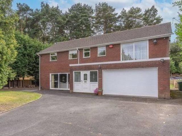 5 bedroom detached house for sale in New Road Dawley Telford TF4 3LL TF4