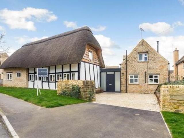 5 Bedroom Detached House For Sale In New Road, Woodmancote