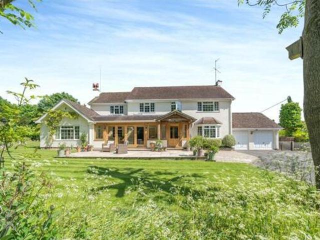 5 Bedroom Detached House For Sale In Newbury, Berkshire