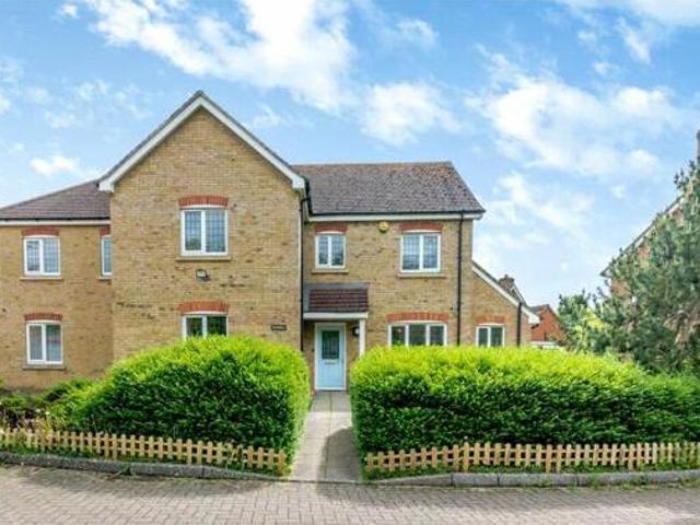 5 Bedroom Detached House For Sale In Newbury, Berkshire