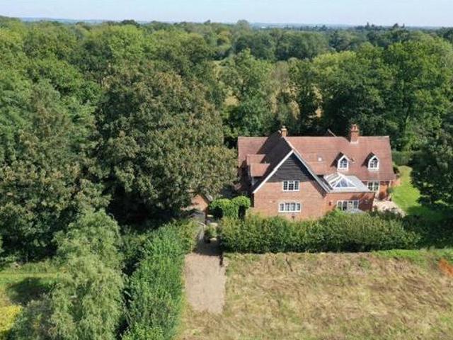 5 Bedroom Detached House For Sale In Newbury, Hampshire