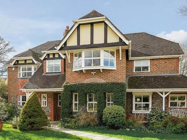 5 Bedroom Detached House For Sale In Newbury, Hampshire