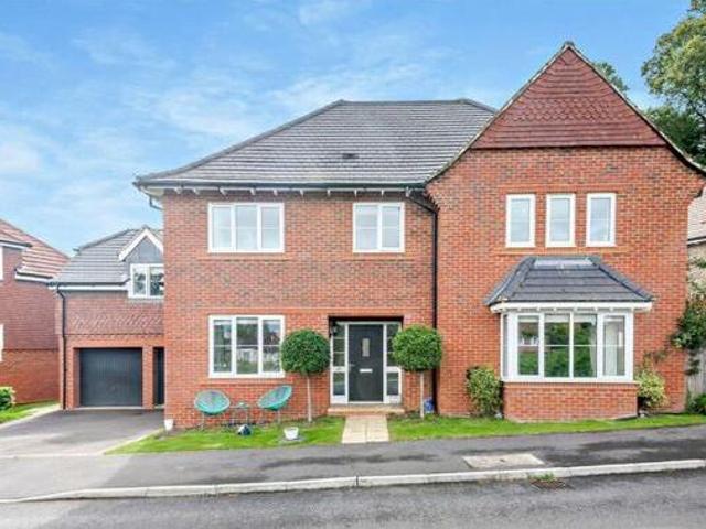 5 Bedroom Detached House For Sale In Newbury, Hampshire