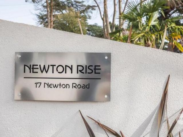 5 bedroom detached house for sale in Newton Rise, Canford Cliffs, Poole BH13 7EX, BH13