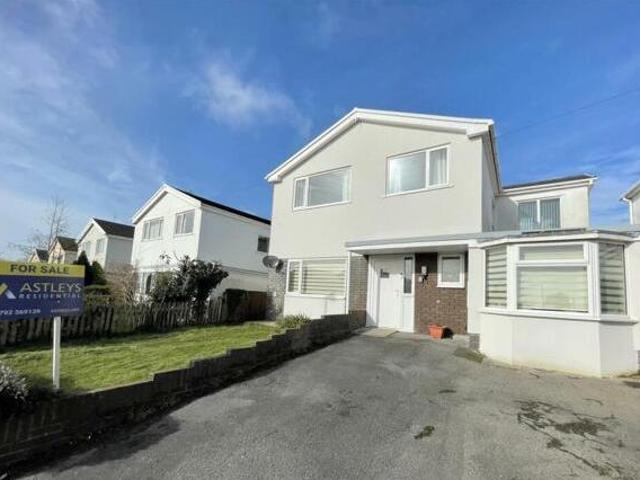 5 Bedroom Detached House For Sale In Newton
