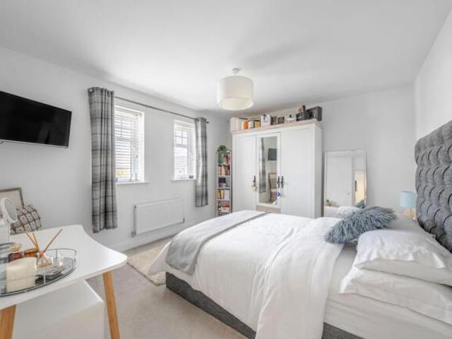 5 bedroom detached house for sale in Nidd Croft, Killinghall, HG3