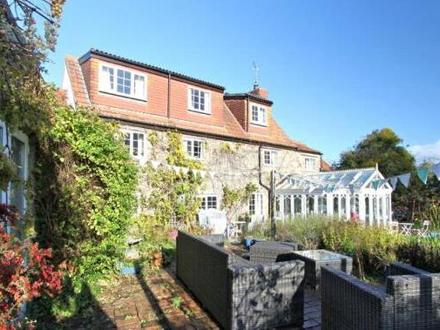 5 Bedroom Detached House For Sale In Nr. Thornbury