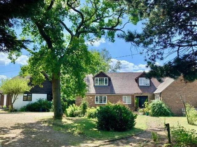 5 bedroom detached house for sale in Nuffield Oxfordshire OX10 OX10