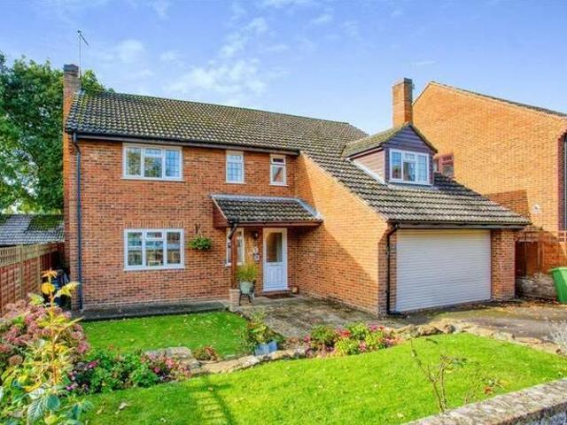 5 bedroom detached house for sale in Southway Drive Yeovil BA21