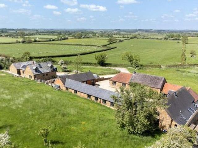 5 Bedroom Detached House For Sale In Southam
